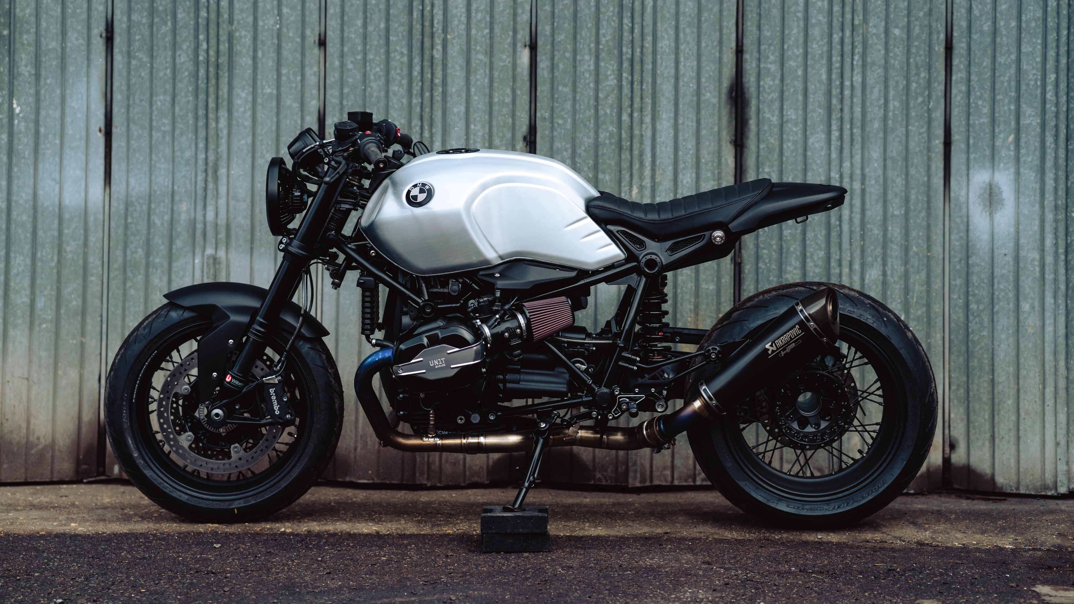 Silver Racer Build – Pier City Custom